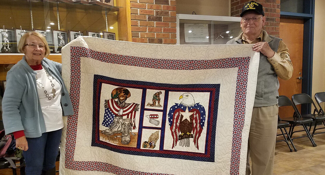 Veterans receive quilts from local quilters | The Berne Witness